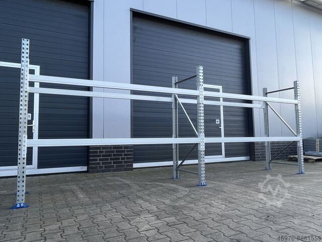 Polica za stalak za palete High Rack
SSI Schäfer PR 600/ 9,98 lfm./ Ständer: 2.350 x 800 mm/ Traversen: 2.400 mm