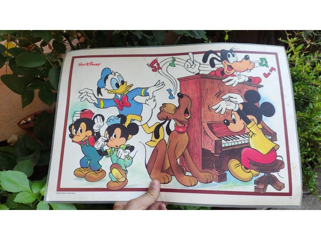 Walt disney PLASTIFICIRANO Original U.S.A RETKOST