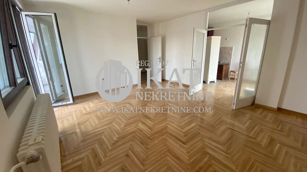 Prodaja, trosoban stan, 89m2, Stari Grad, Beograd