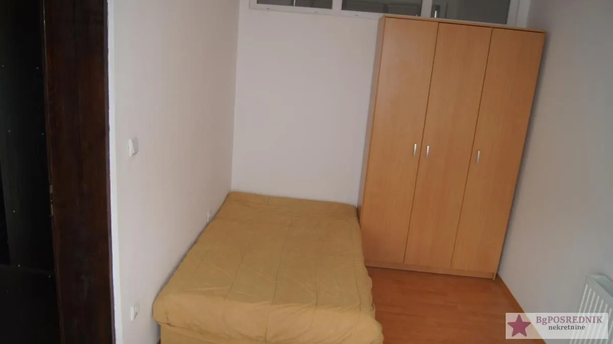 Prodaja, dvosoban stan, 76m2, Petlovo Brdo, Beograd