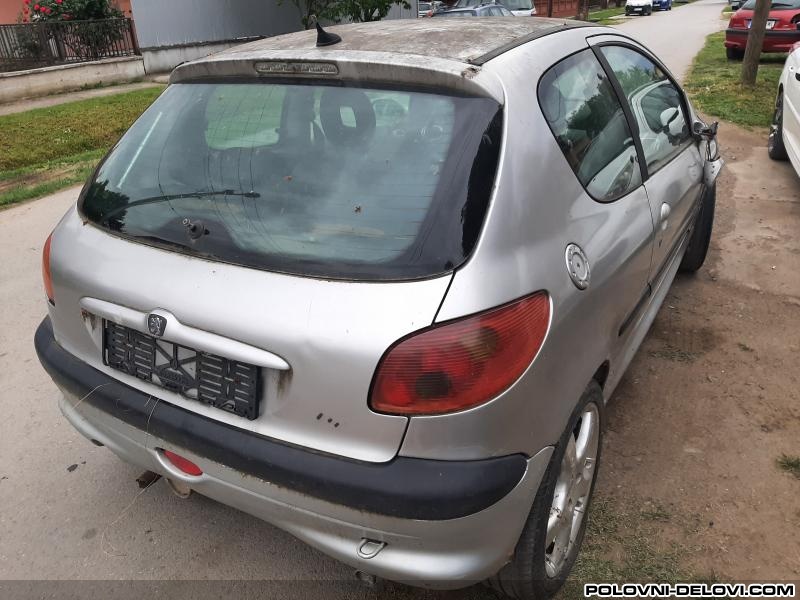 Peugeot 206 1.4 Kompletan Auto U Delovima