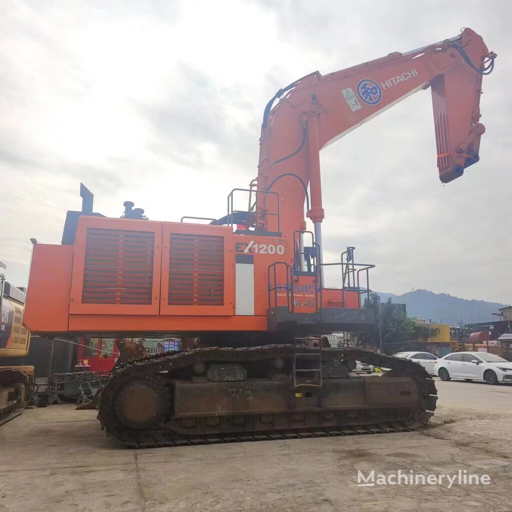 Hitachi EX1200 bager guseničar