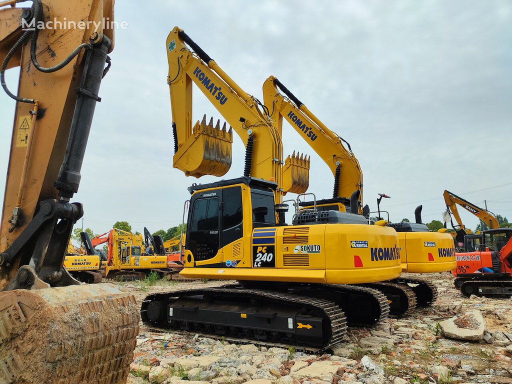 Komatsu PC240 bager guseničar