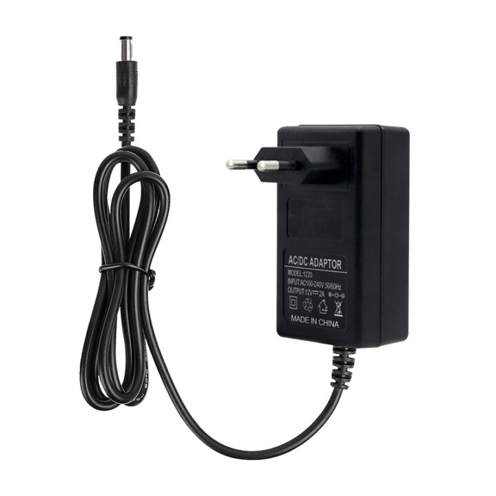 Univerzalni Adapter 12V 2A(5.5*2.5)