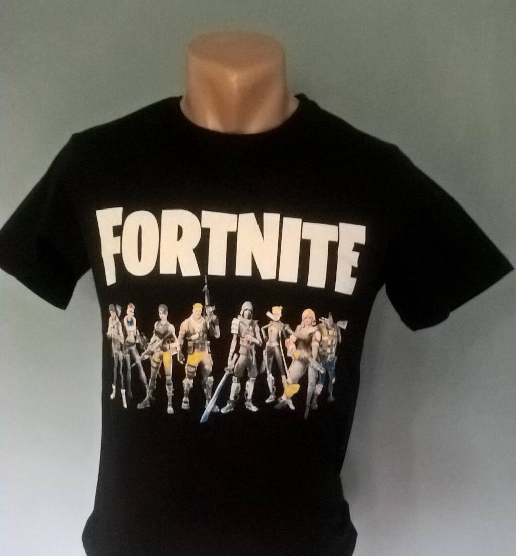 Fortnite, S, NOVO! Nenosena majica! Sirina ramena: 40cm Sirina grudi