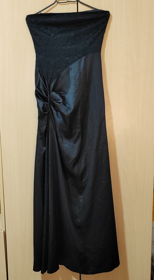 Crna elegantna haljina