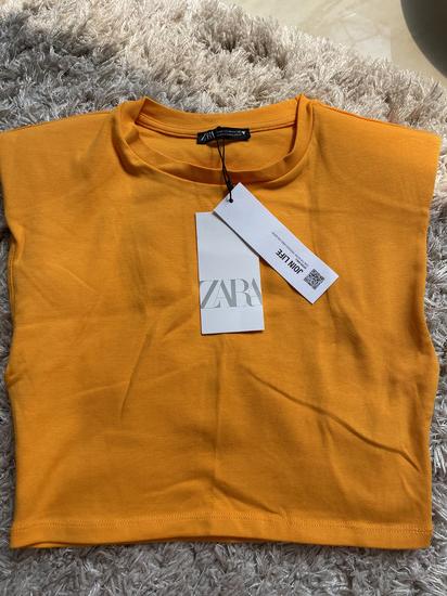 Zara majica crop top