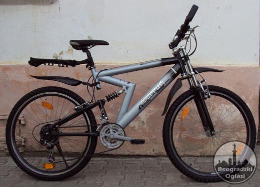 Mountian Bike-Profesional sa 21 brzinom. (NOV).