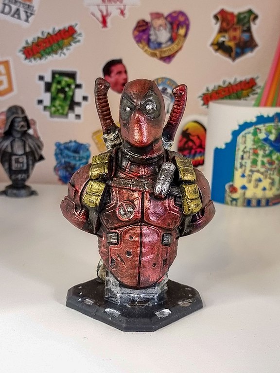 DEADPOOL STATUA