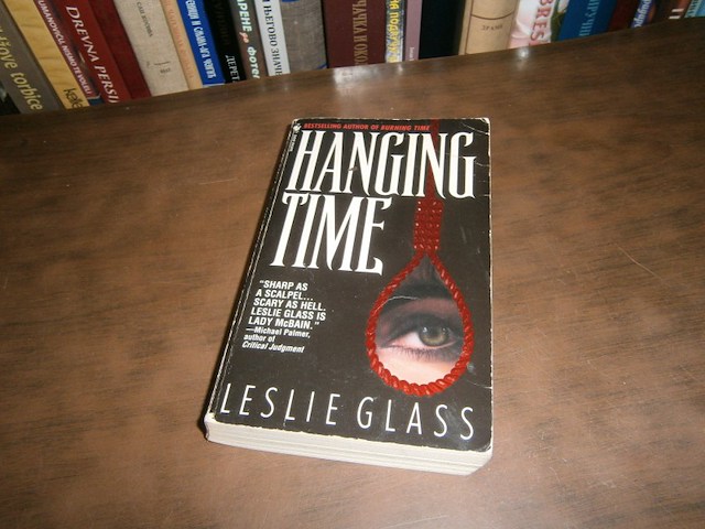 Leslie Glass - Hanging Time