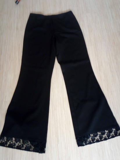 Crne pantalone NOVE 38