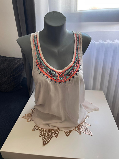 Stradivarius zanimljiva boho bluza SNIZENJE