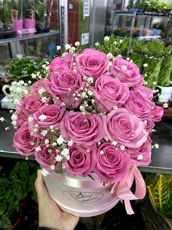 Box of flowers sa roze ružom 570