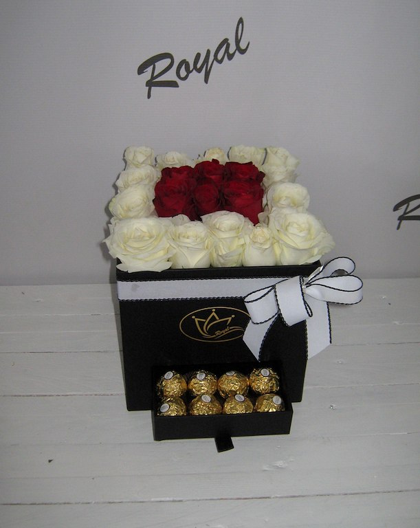 Box of flowers sa ružom i ferrero rocher 456