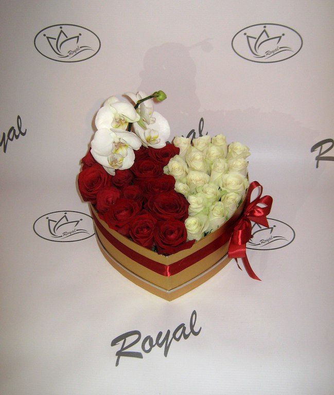 Box of flowers srce sa ružom i orhidejom 431