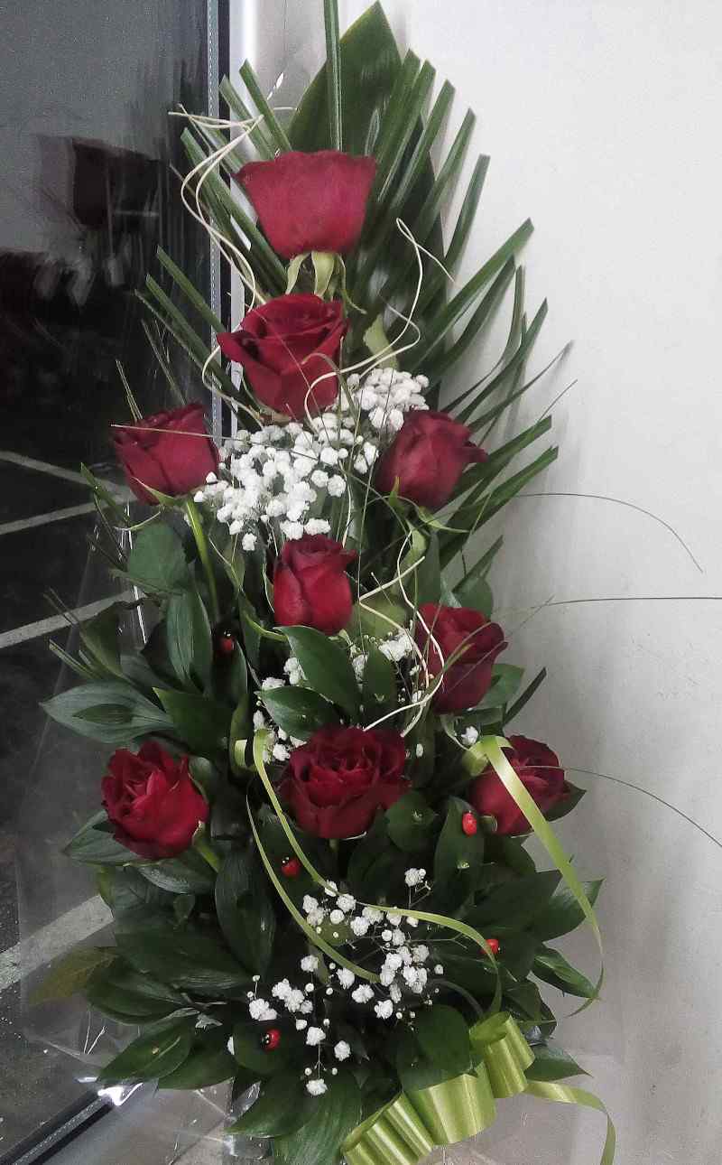 Buket sa crvenim ružama 119