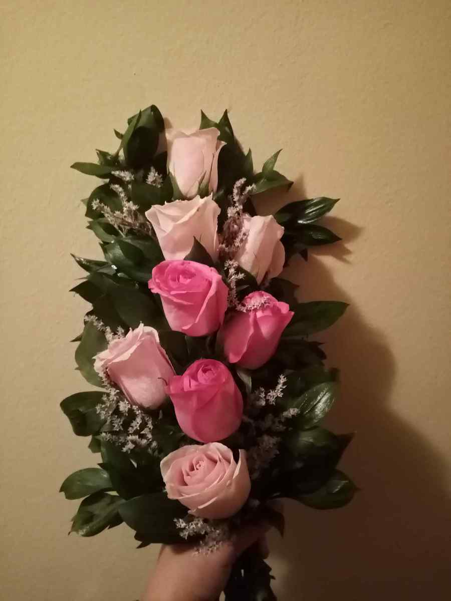Buket za krst sa roze ružama 115