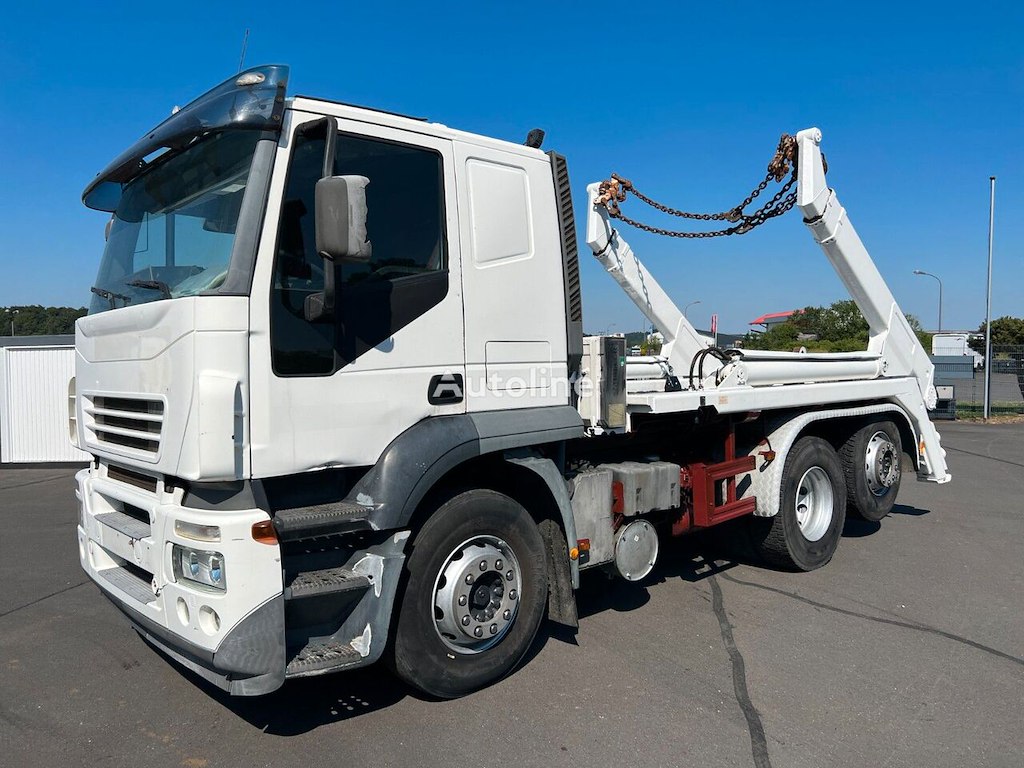 IVECO Stralis 400 kamion autopodizač kontejnera