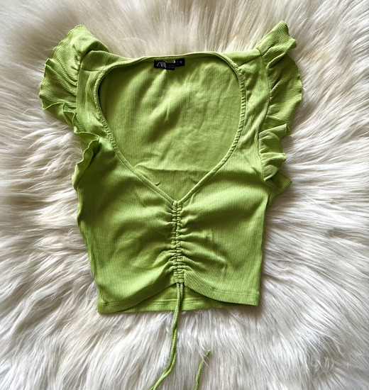 Zara zeleni crop top
