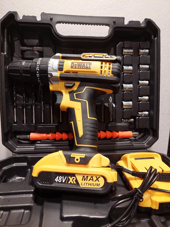 Dewalt 48v Aku srafilica / busilica sa cekicem – Dewalt 48v Aku srafilica / busilica sa cekicem