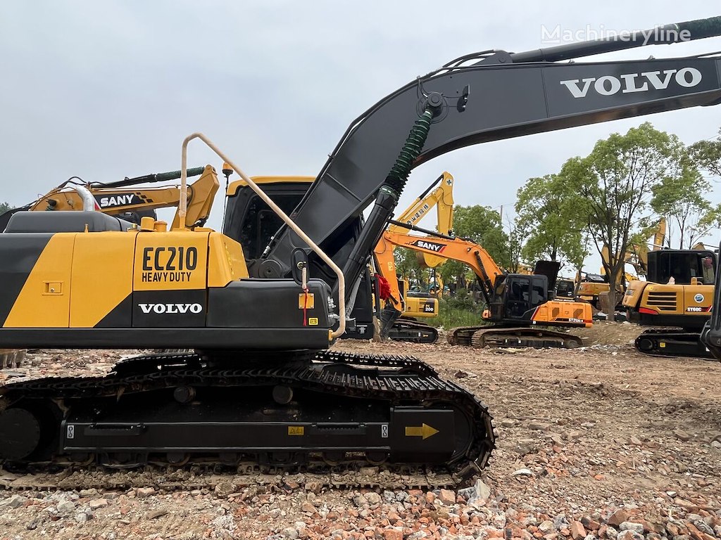 Volvo EC210 bager guseničar