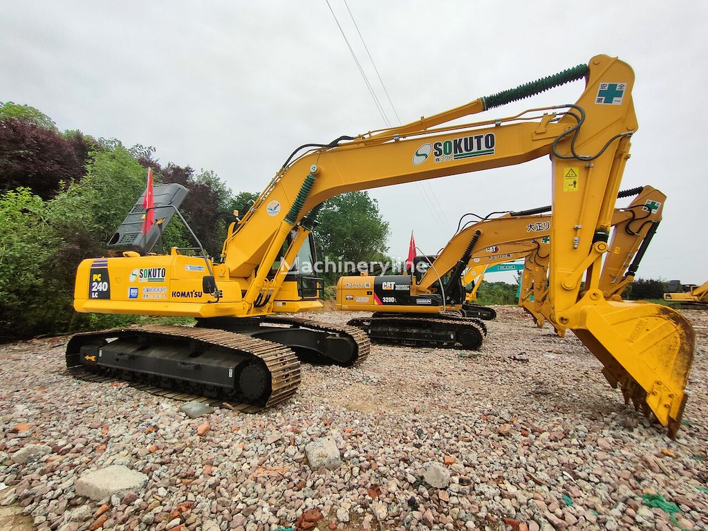 Komatsu PC240LC-8 bager guseničar