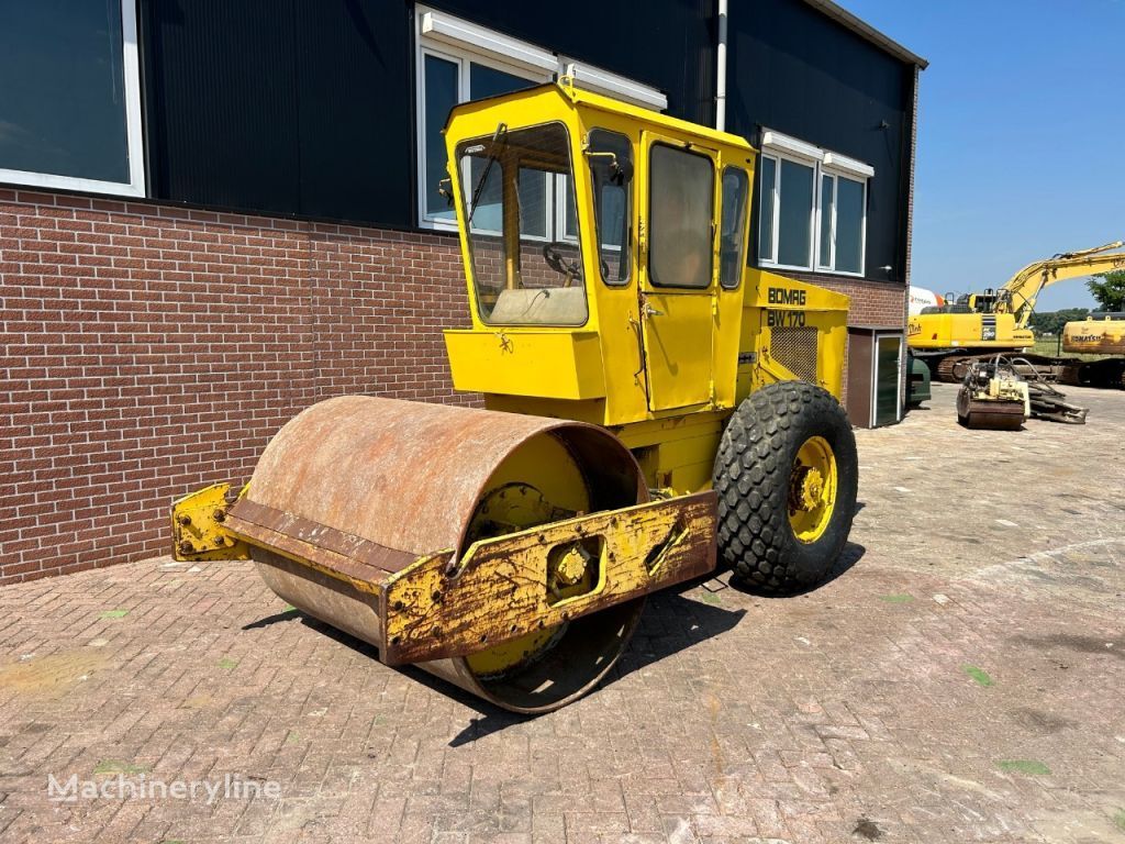 BOMAG BW170D valjak za asfalt