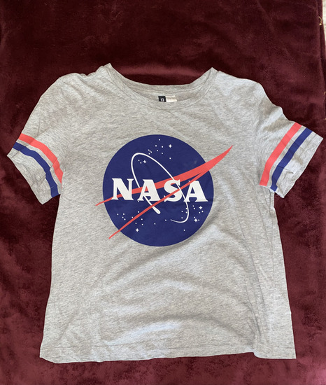 H&M NASA majica