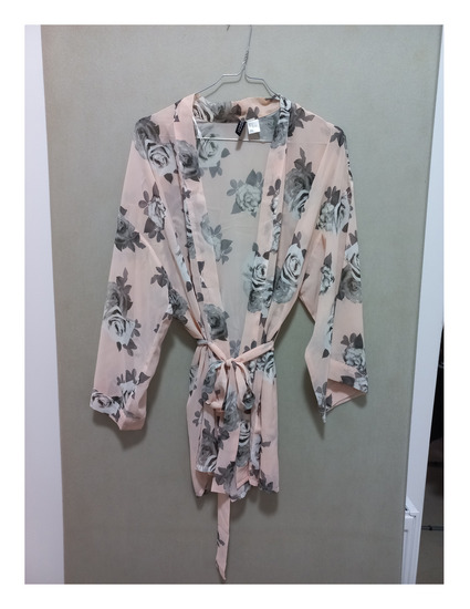 H&M - cvetni kimono