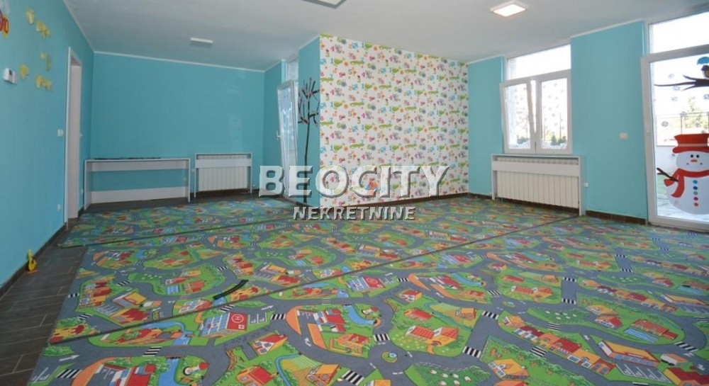 četvorosoban stan, 130 m2, Kanarevo brdo, Matije Gupca ID: 89061