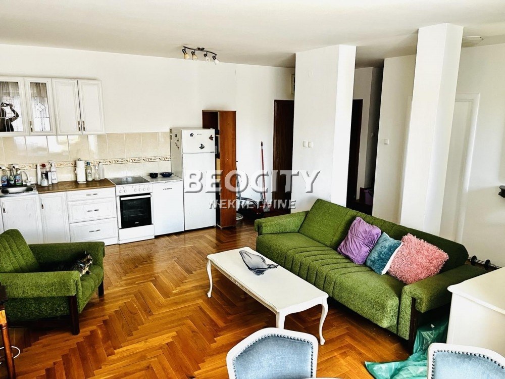 četvorosoban stan, 106 m2, Bulevar Evrope, Tihomira Ostojića ID: 94351