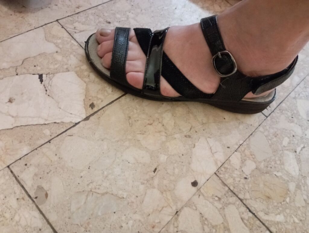 Sandale, Size: 40