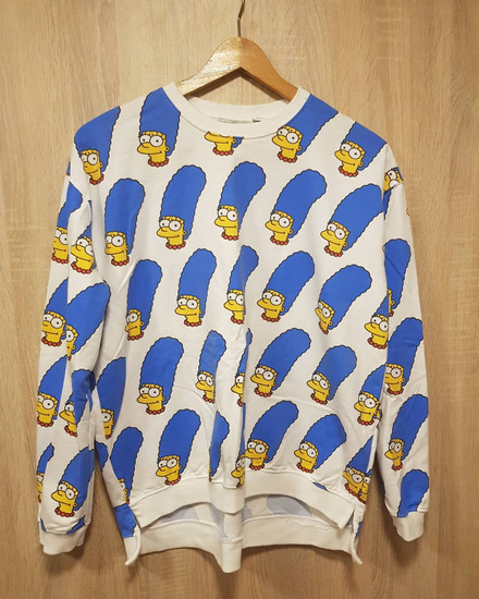 Zara duks the Simpsons