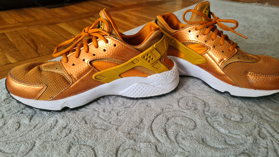 Nike Air Huarache Sunset Gold 40-41