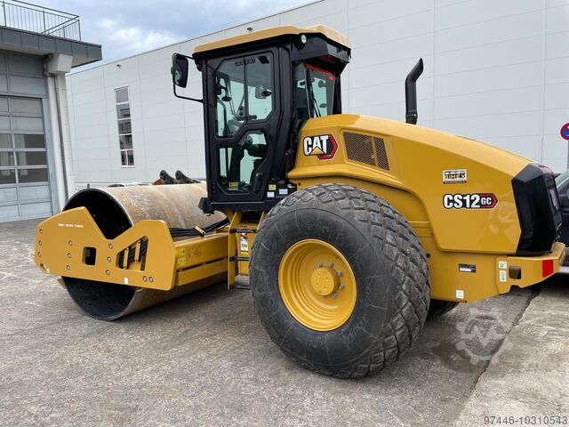 Kompaktor
Caterpillar CS 12GC