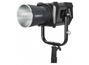 Nanlux Evoke 1200 LED Spot Light with FL-35YK Fresnel Lens and Flight Case