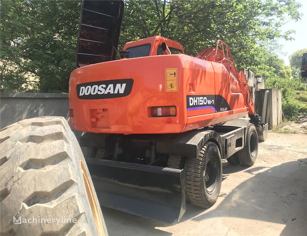 Doosan DH150W bager točkaš