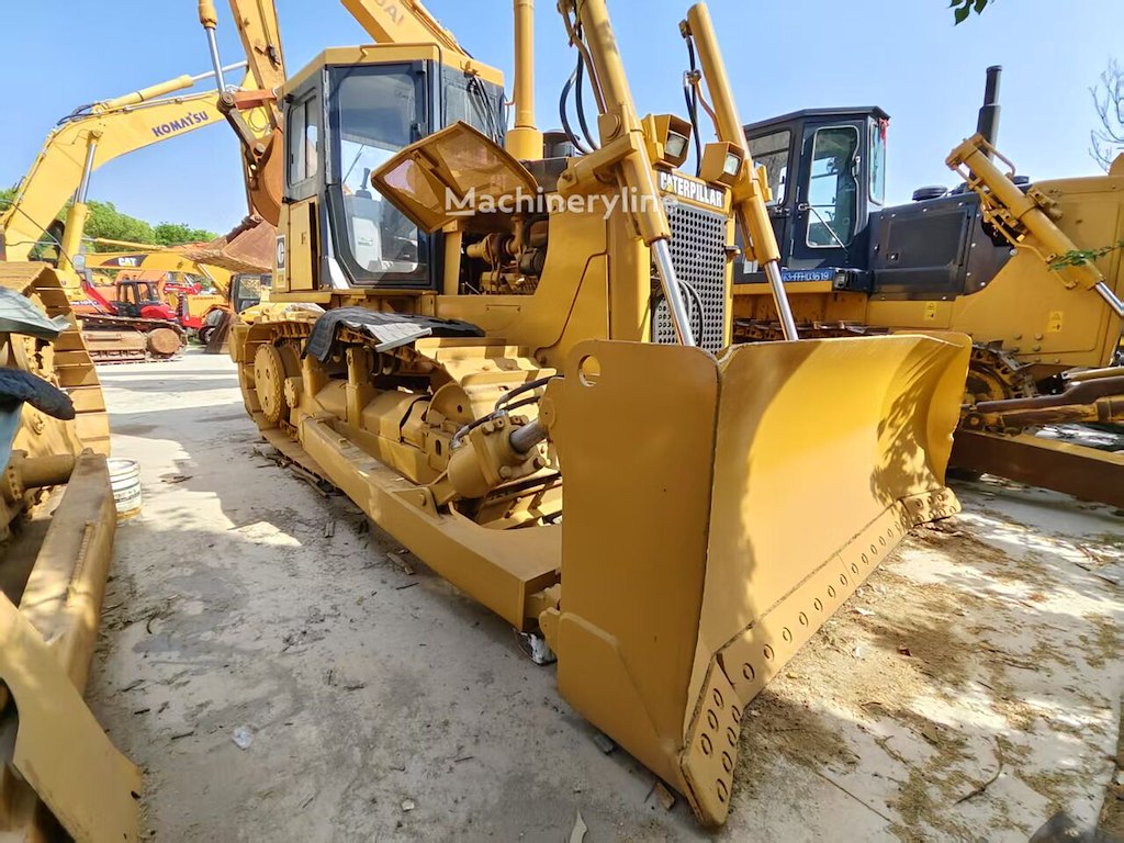 Caterpillar D7G buldožer