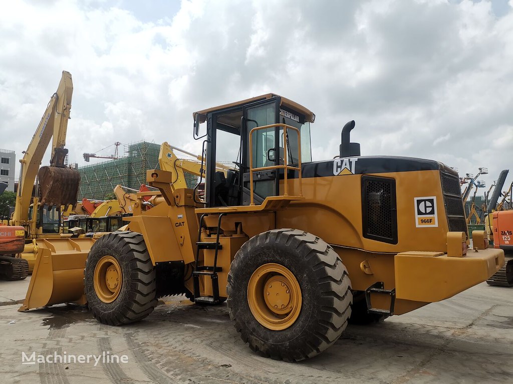 Caterpillar 966F prednji utovarivač