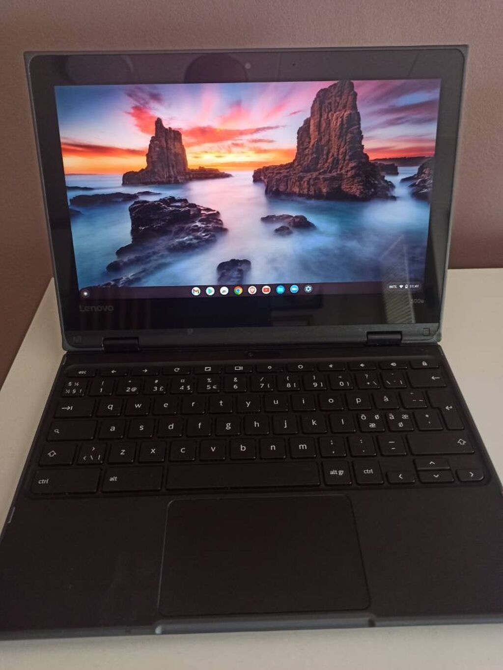 Lenovo Chromebook 500e/Ekran touch/4 cora/32Gb/4Gb rama Lenovo