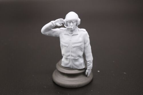Peddinghaus-Decals 16BW010 Bundeswehr Tank Crewmember Half-Figure with tank helmet saluting