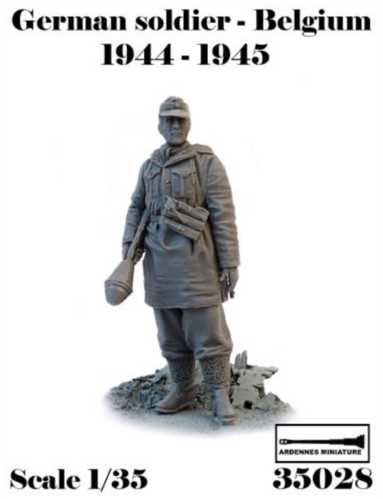 Ardennes Miniature 35028 German soldier - Belgium 1944-1945