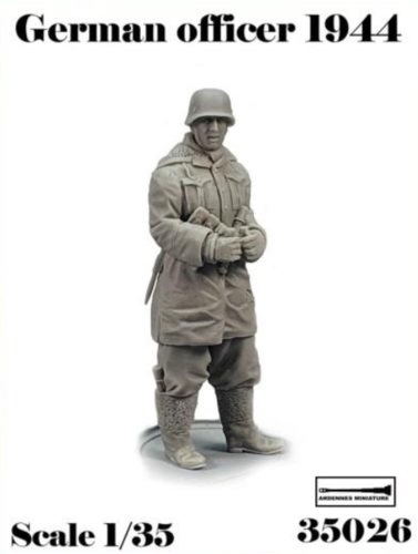 Ardennes Miniature 35026 German officer 1944