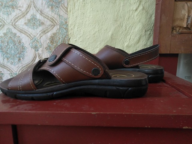 Muška sandala-papuča