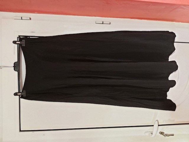 Crna duga suknja Valmont