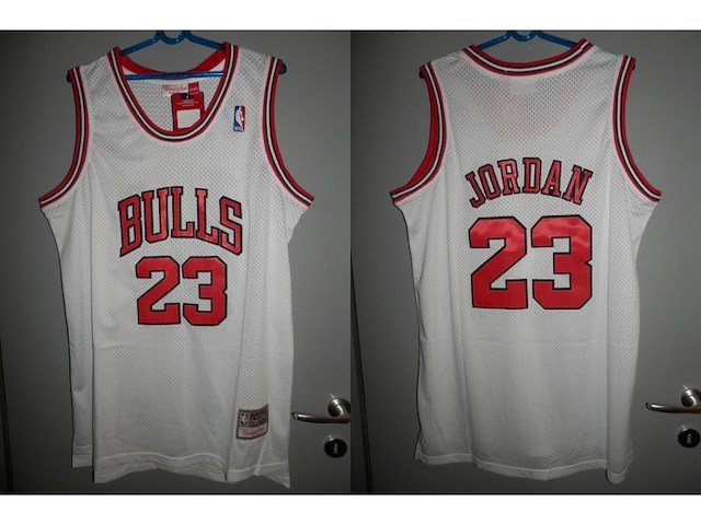 Chicago Bulls dres Michael Jordan 23 NBA