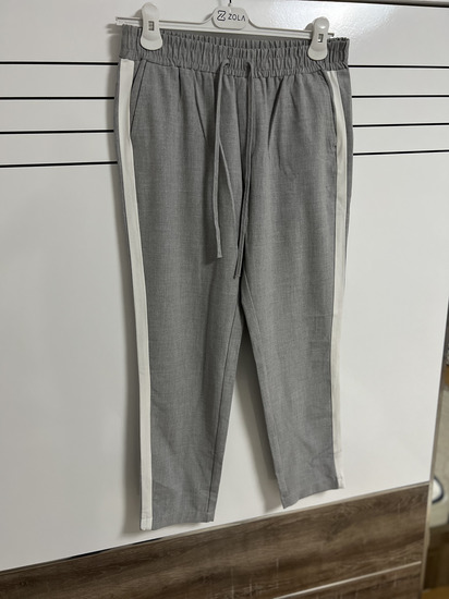 Waikiki pantalone/ nove/ 40