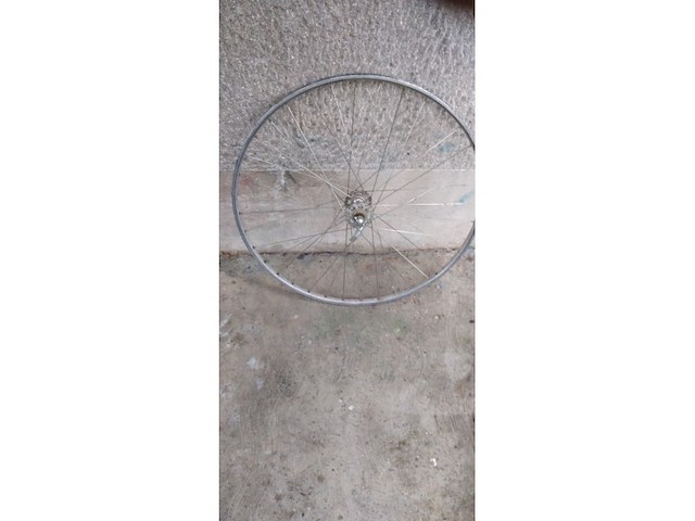 Bicikl tabularski prednji tocak sa neispravnim tabularo