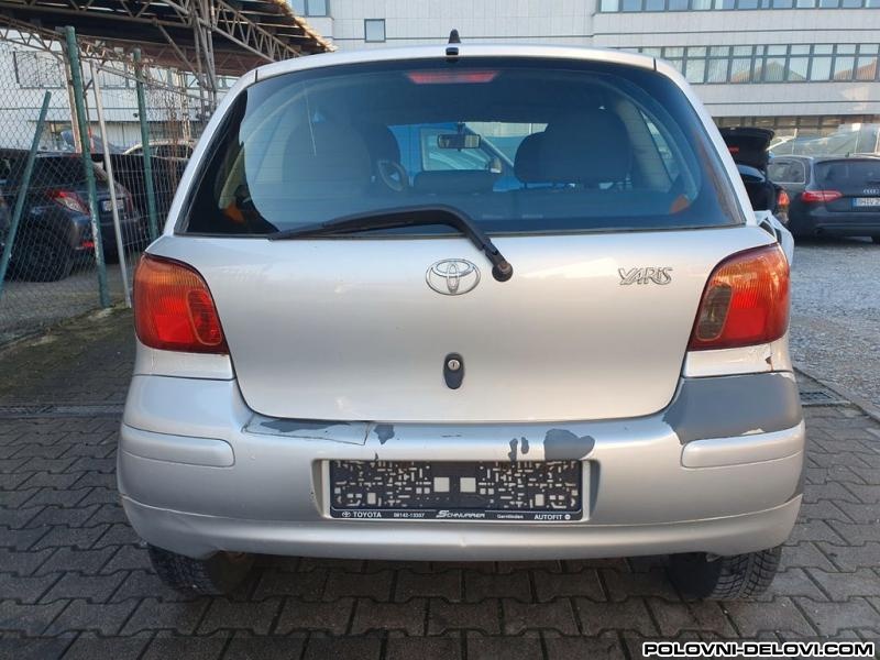 Toyota Yaris 1.0b Kompletan Auto U Delovima