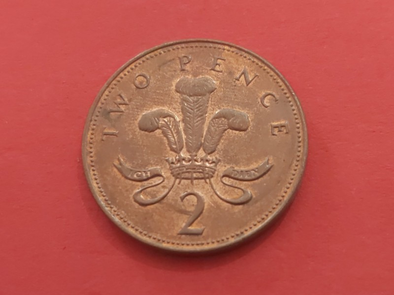 Britanija - 2 penny 2000 god